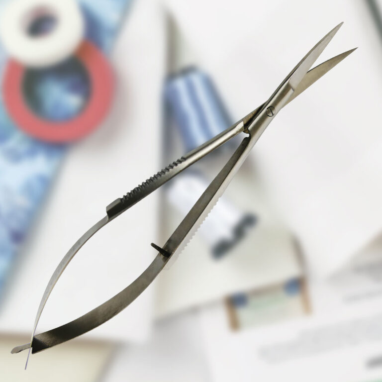 Floriani Squeeze N Snip Tool - Floriani